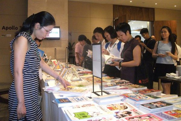 Viet Nam – Japan Mini Book Fair at Viet Nam National Library - Hanoi ...