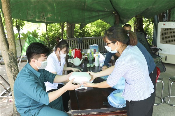 “Doan Ket Kitchen” shows the warmth, compassion, sharing, and joining ...