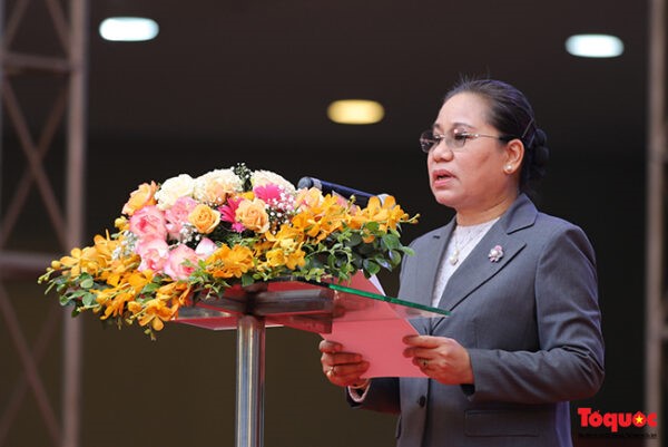 Photo exhibition "Laos - Vietnam friendship is eternal and sustainable ...