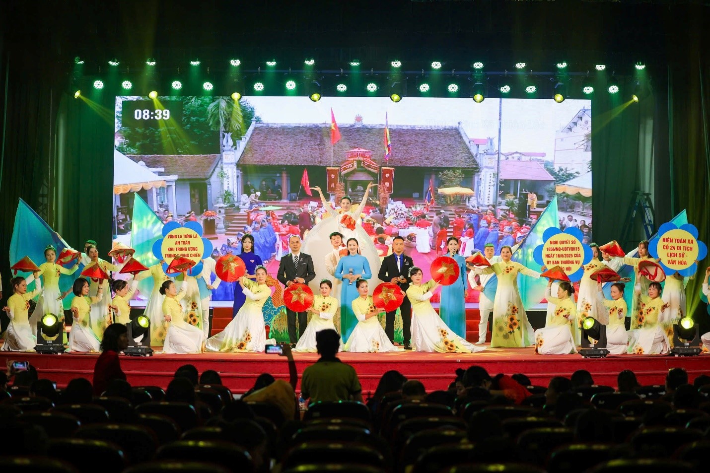 Final Round of Hanoi’s Exemplary Cultural Hamlet and Residential Group ...